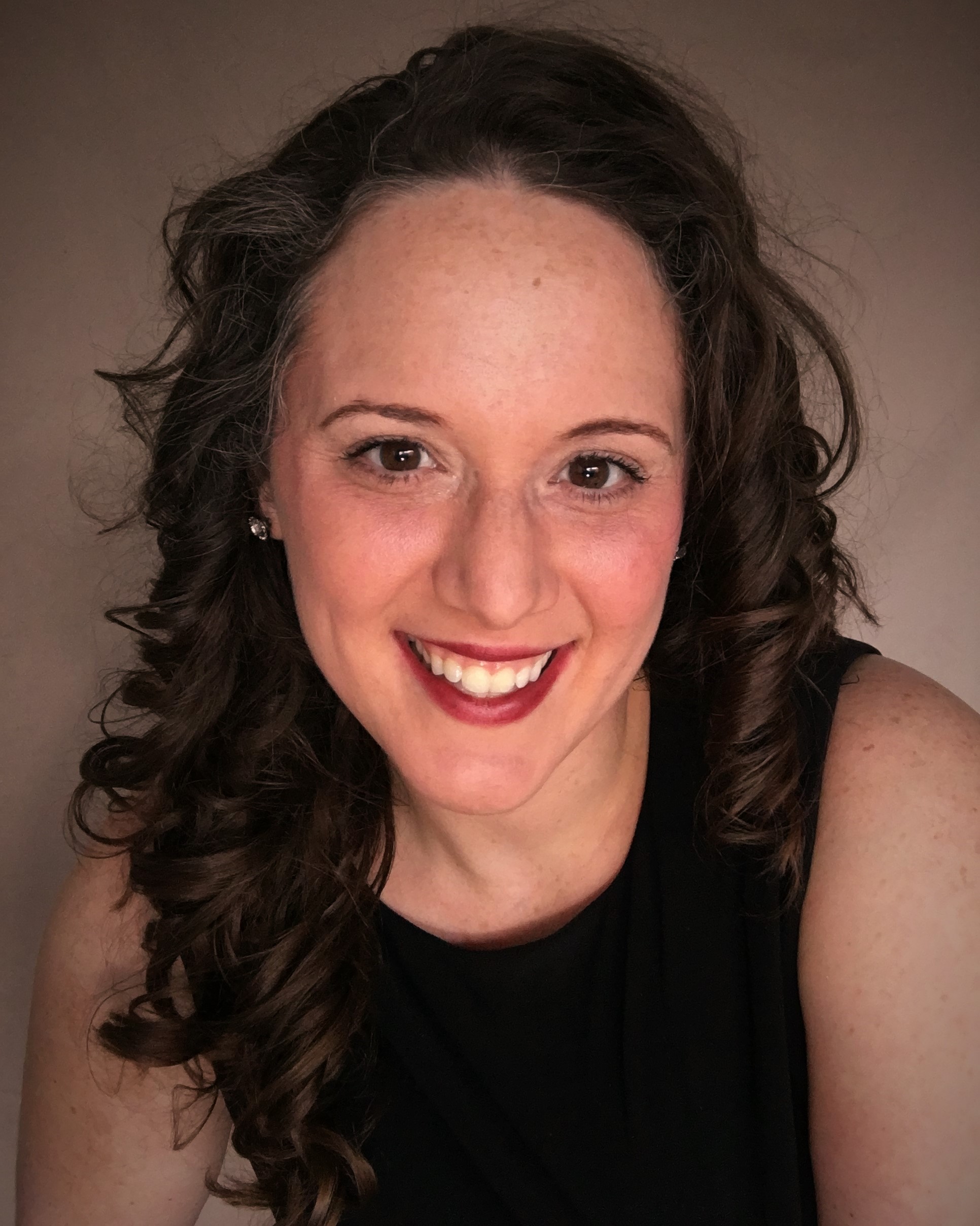 About | Elizabeth Joy Kelly